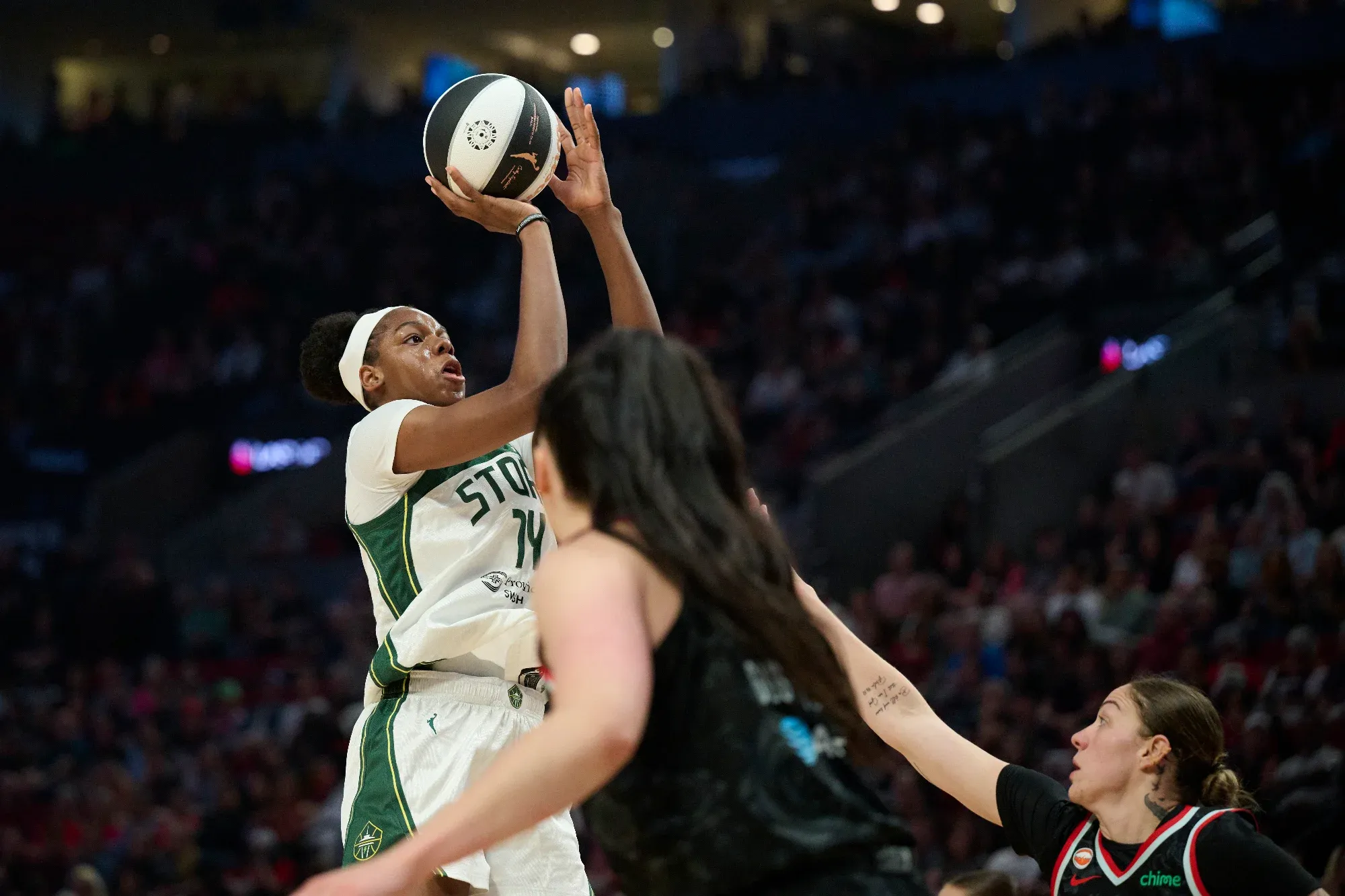FanDuel WNBA Main Slate: Bueckers, Copper, Malonga 6/20